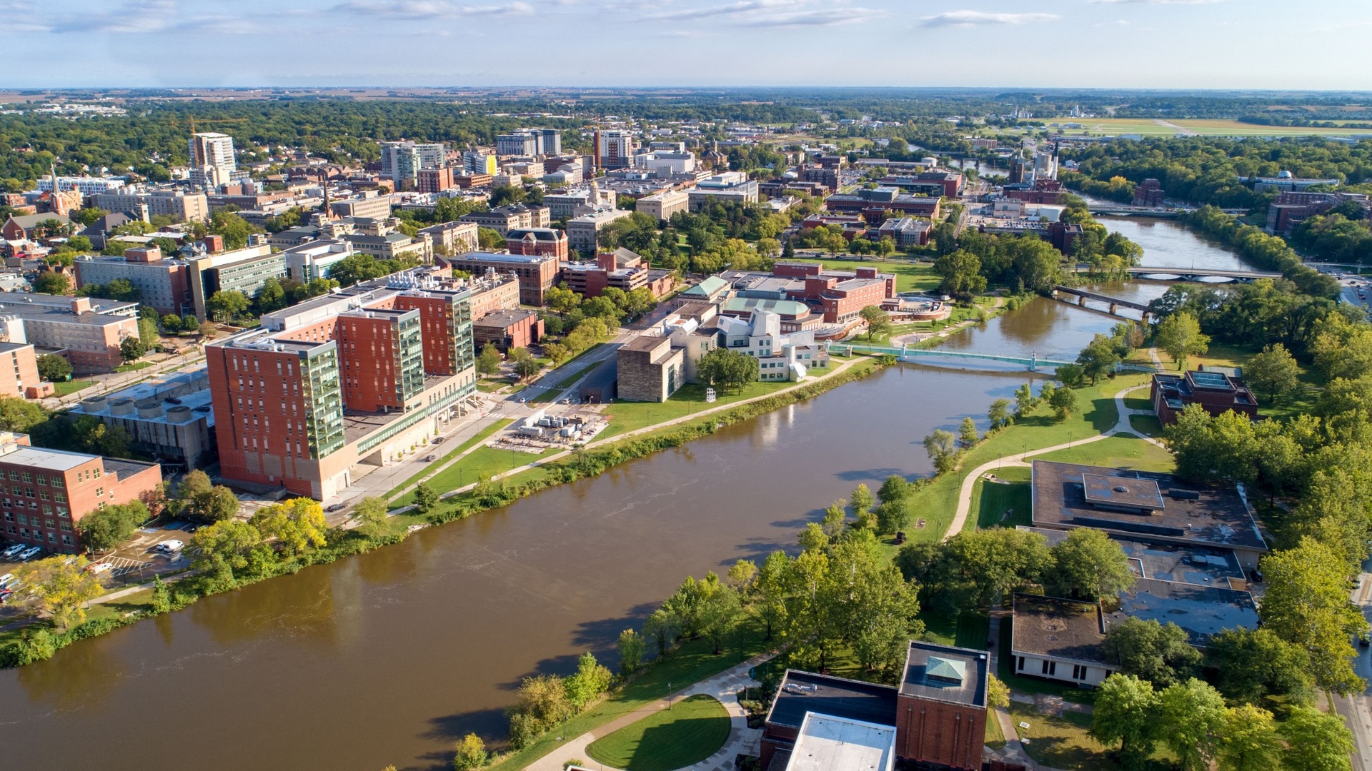 University Housing and Dining | Division of Student Life - The ...